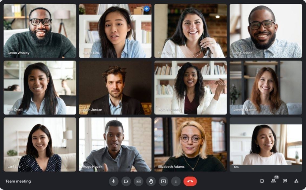 Google Meet introduce un filtro belleza en su versión para móviles